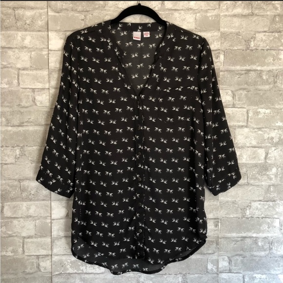 BONGO | Tops | Bongo Bird Print Blouse Button Front Gray White29 | Poshmark